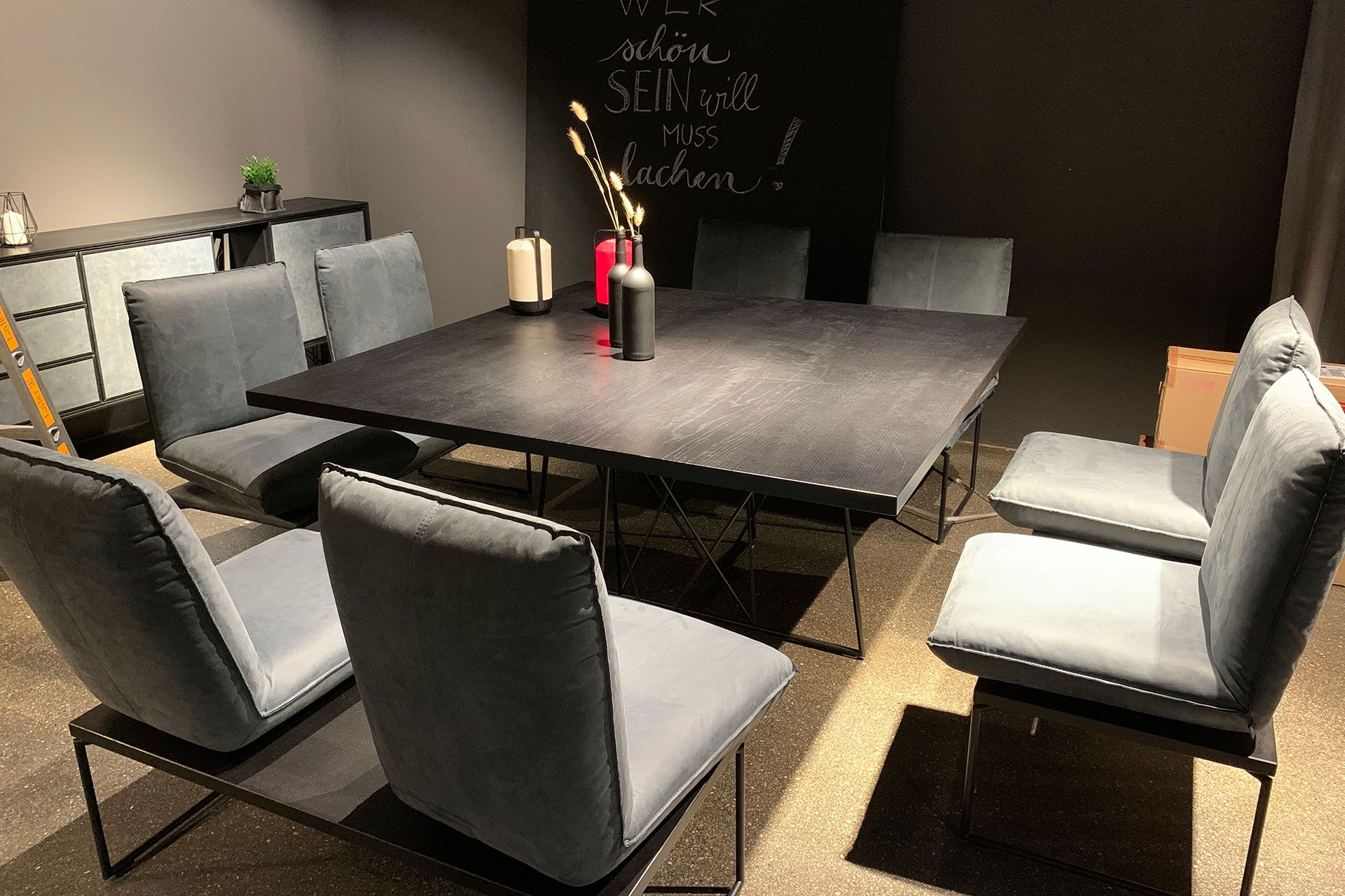 Bullfrog Design - Outlet